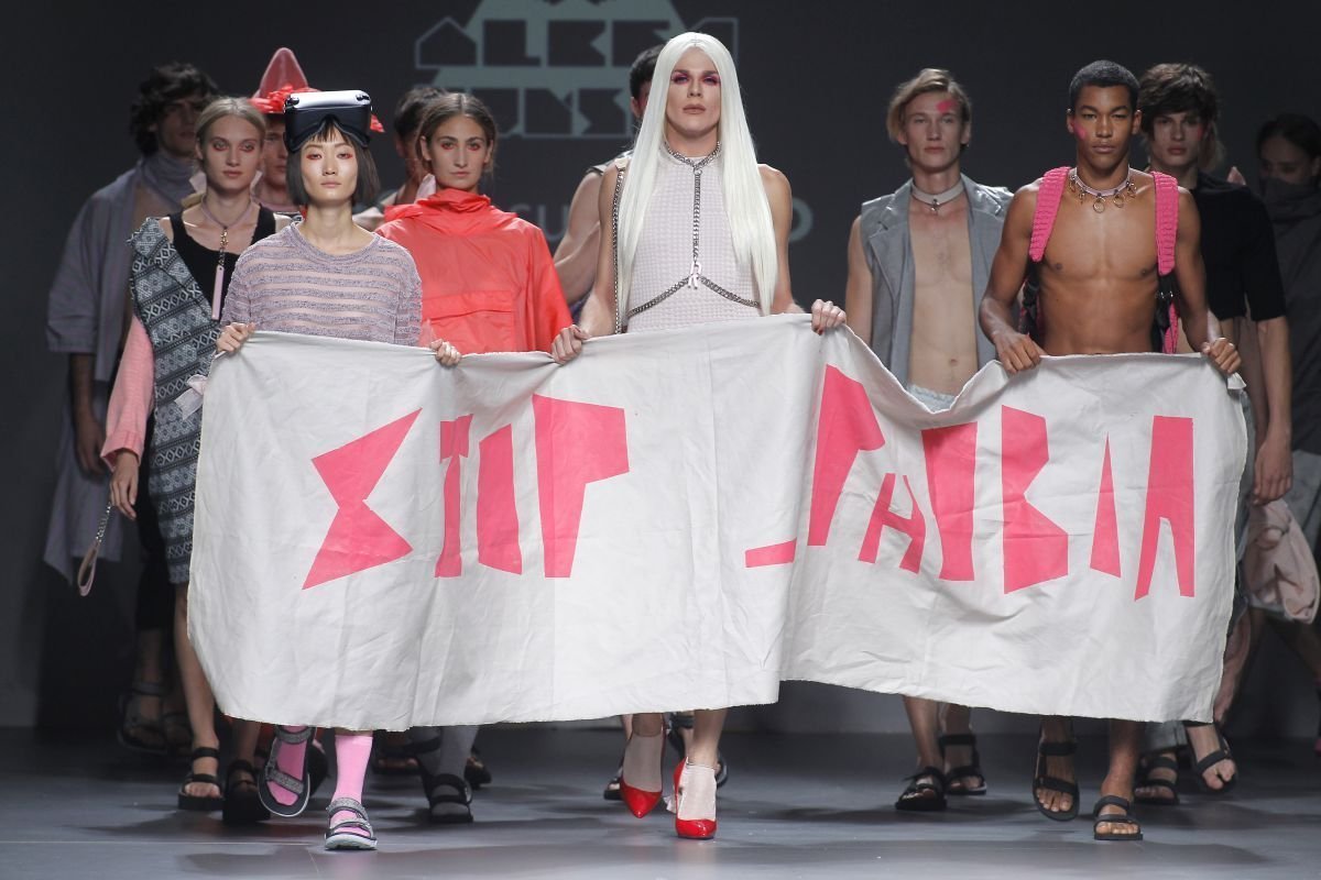 Albec Bunsen SS17 – A Shaded View on Fashion