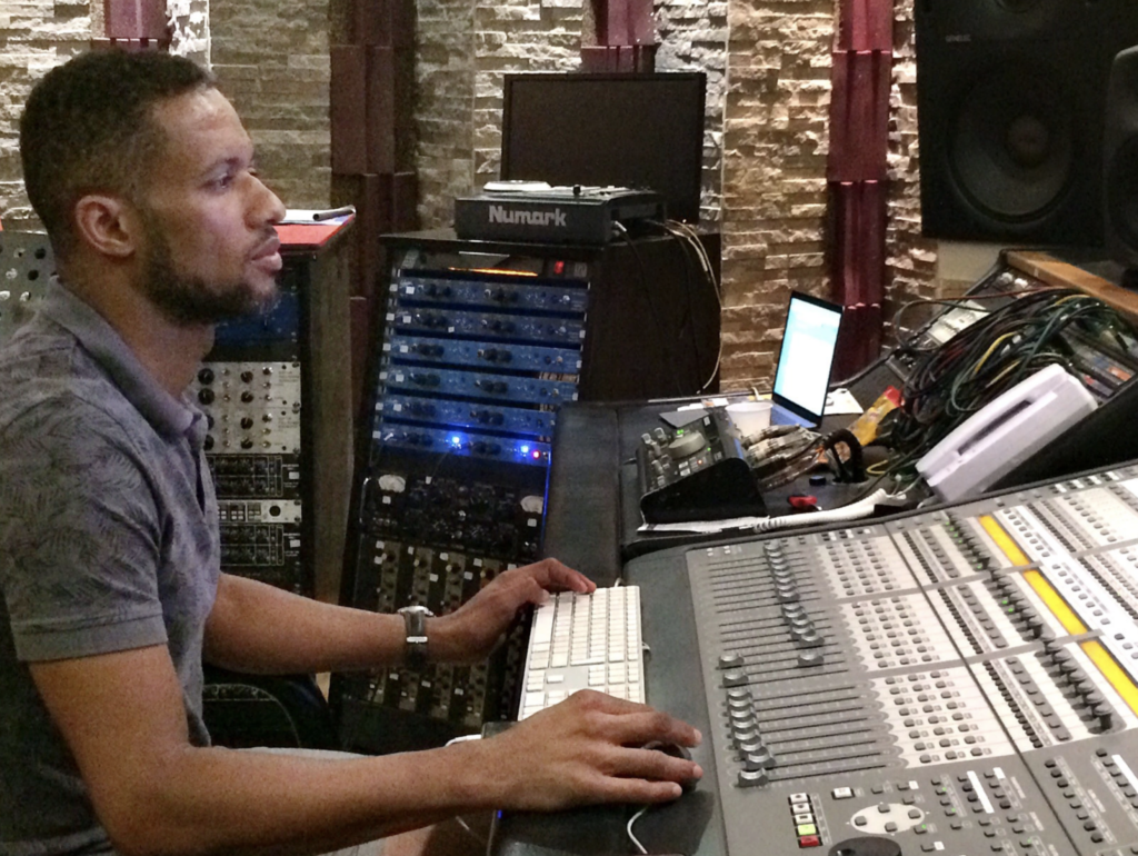 AFRO-SONIC MAPPING Tracing aural histories via sonic transmigrations – A Shaded View on Fashion