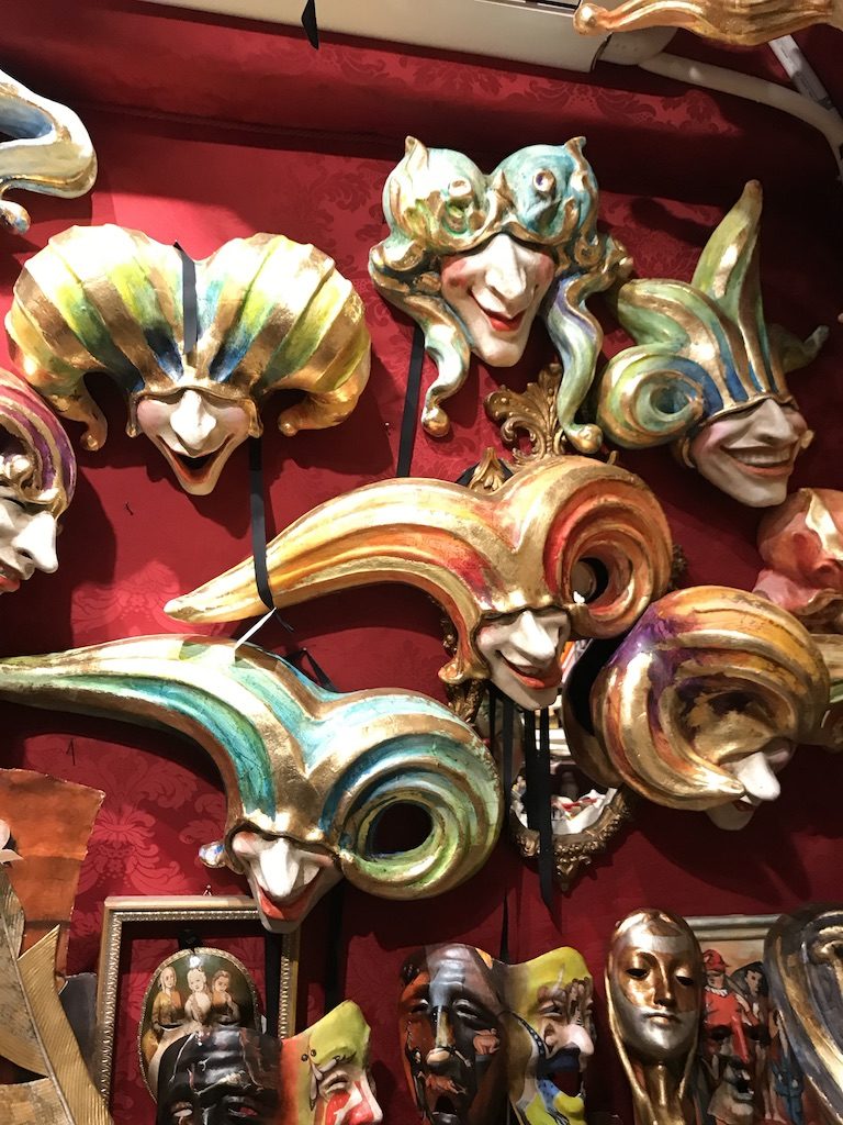 A visit to La Bottega dei Mascareri, master mask maker in Venice – A ...