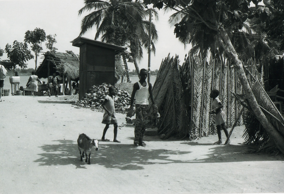 Chale Chale Ghana – Part 1 – A Shaded View on Fashion