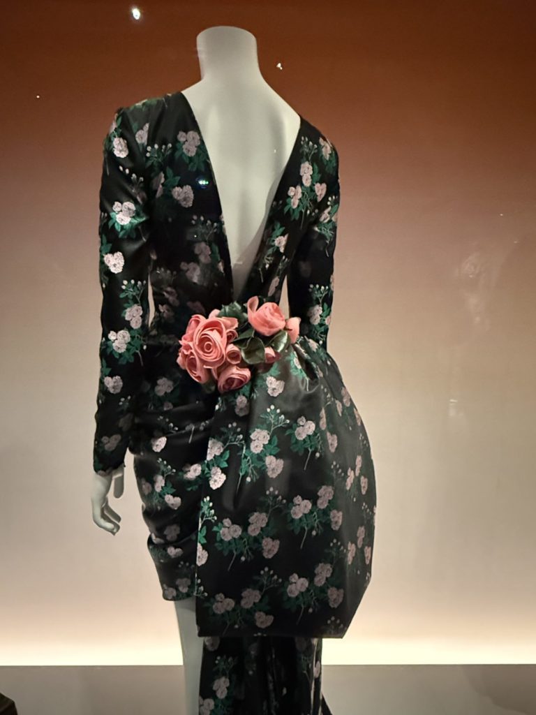 Tisser, Broder, Sublimer — The Art of Fashion’s savoir-faire at Palais ...